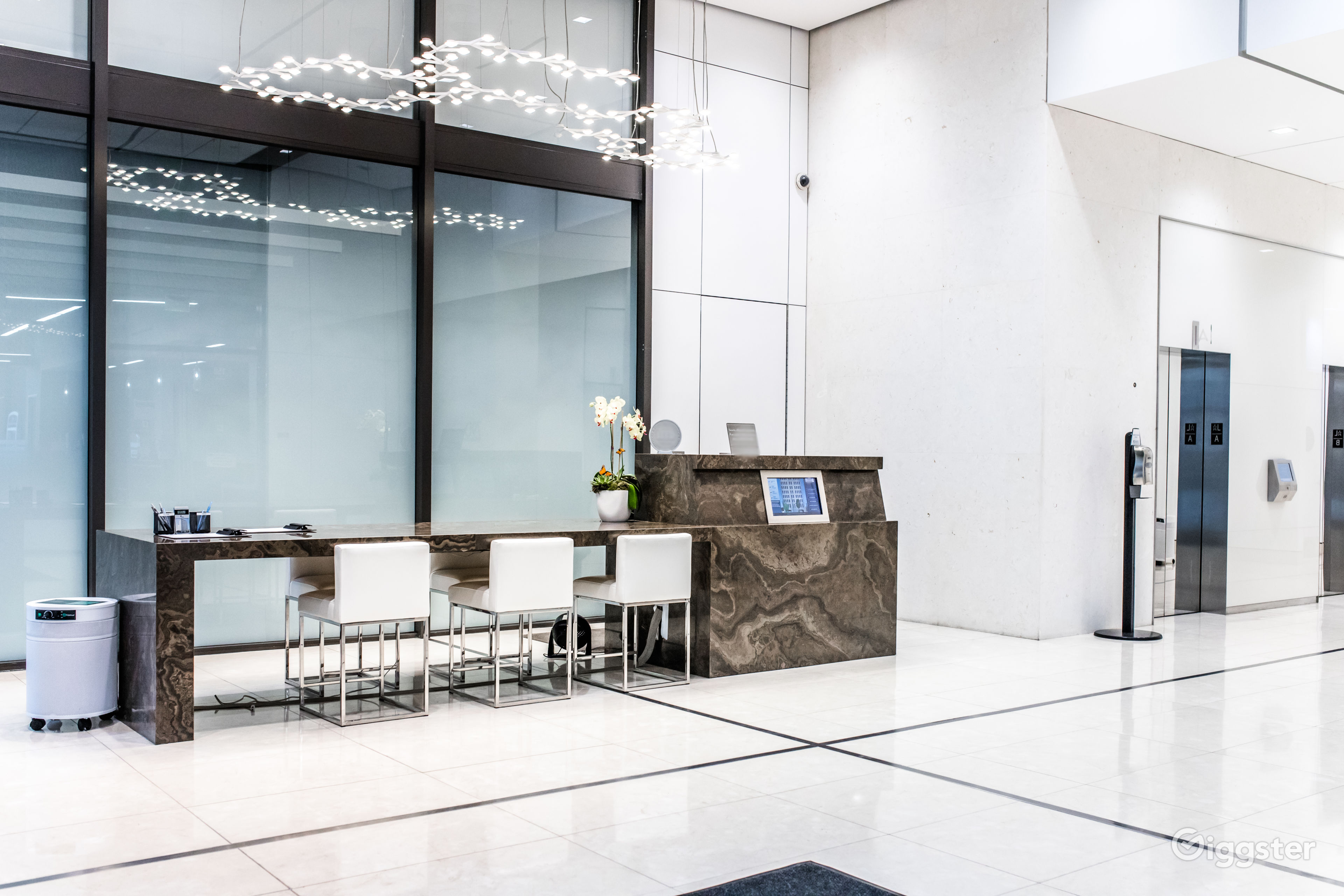 The Terrace Lobby with Vacant Suites | Rent this location on Giggster