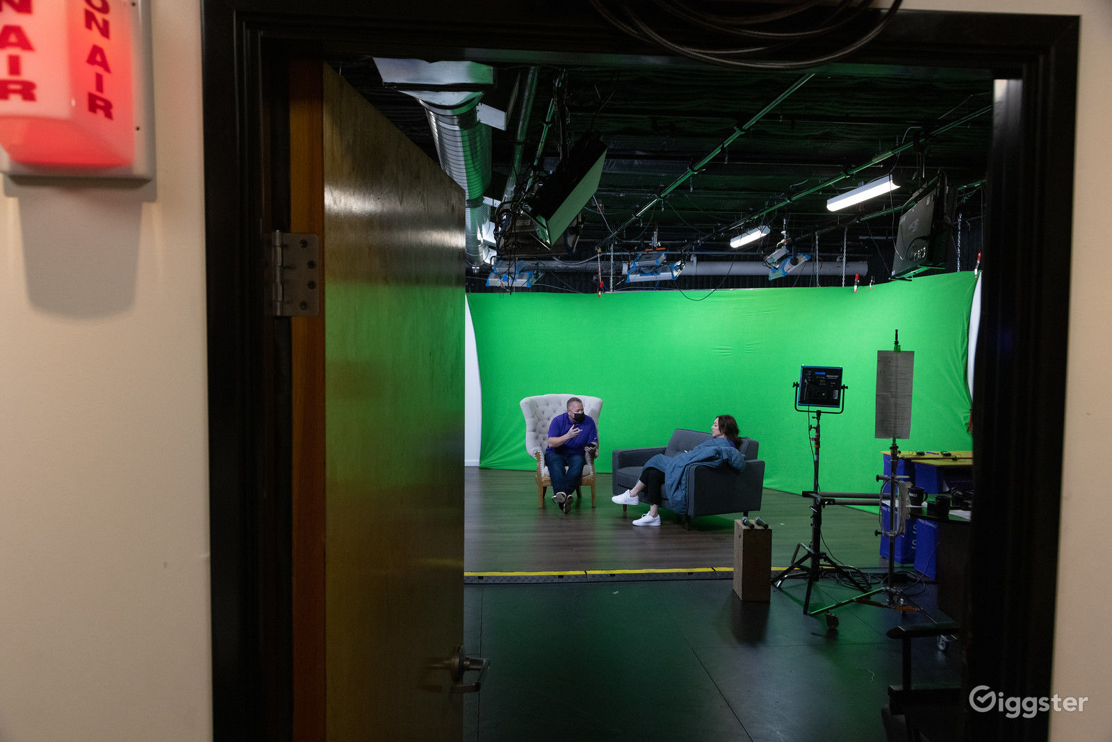 Soundstage - Broadcast Set - Photo Studio | Rent this location on Giggster
