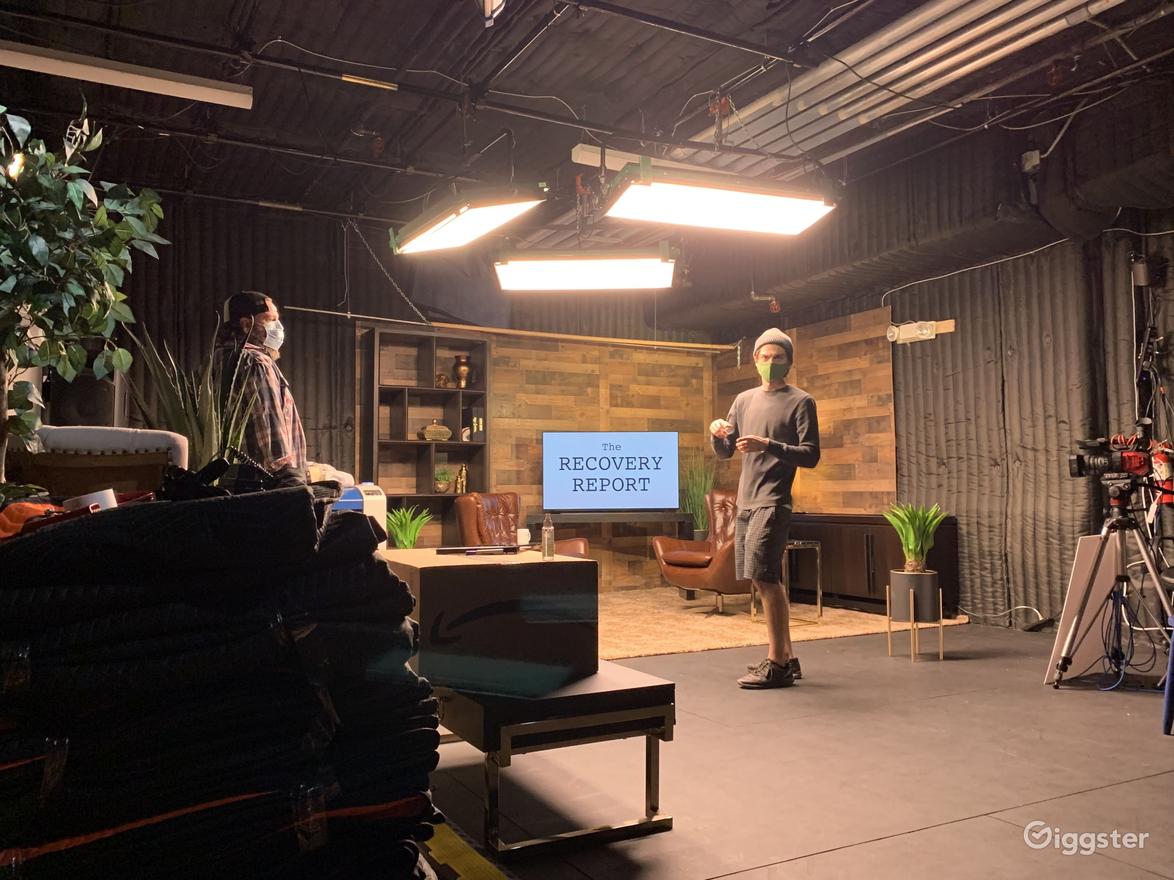 Versatile Soundstage, Broadcast Set & Photo Studio | Rent this location ...