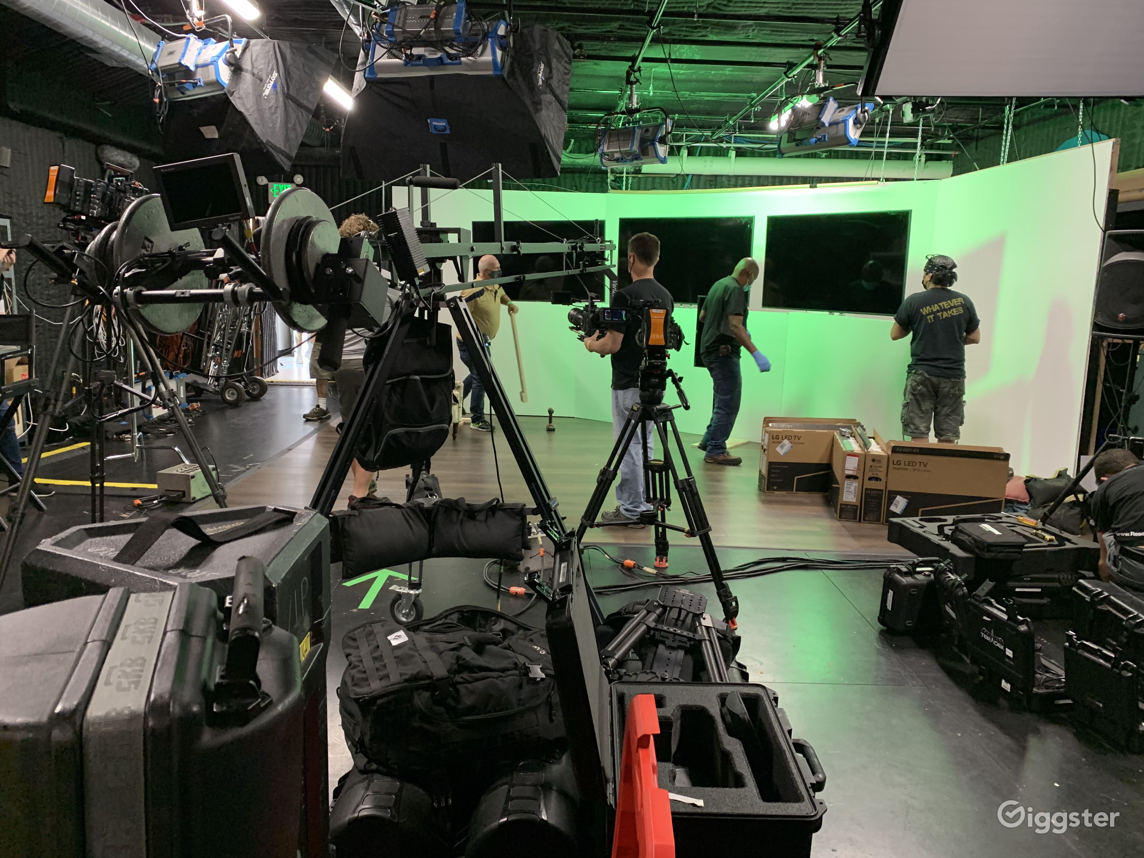 Soundstage - Broadcast Set - Photo Studio | Rent this location on Giggster