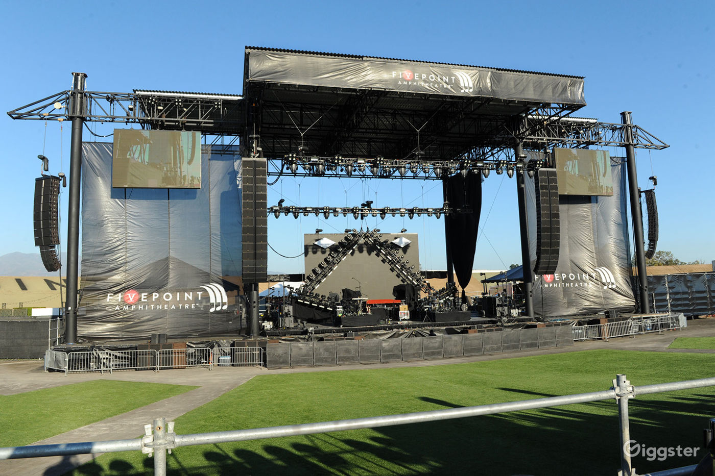 Open-air Amphitheatre in Irvine | Rent this location on Giggster