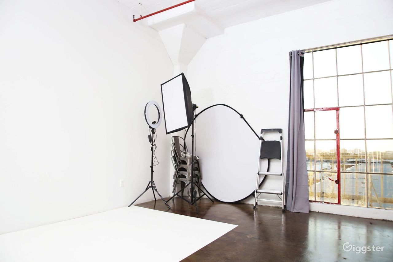The BEST Backdrop spaces for rent near me | Giggster